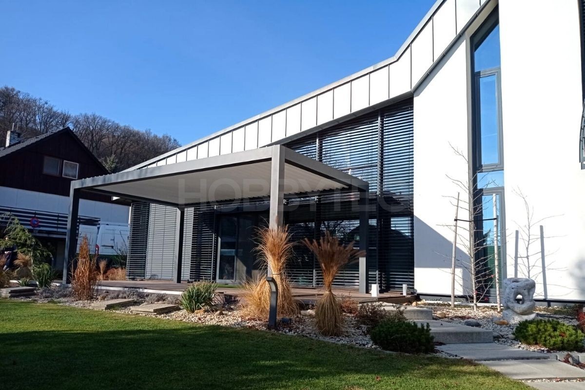 Moderní bioklimatická pergola | hobbytec.cz